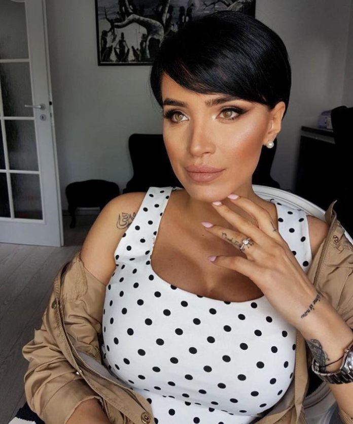 Câmpulungeanca Adelina Pestrițu, de când este MĂMICĂ: “Îmi vine să plâng încontinuu” | Ziarul ...